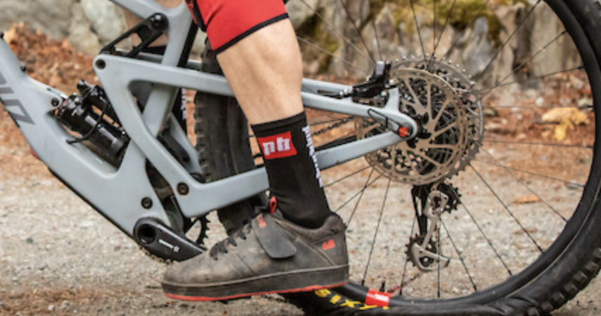 Why do Mistresses have single pivot suspension? – Mistress Cycles